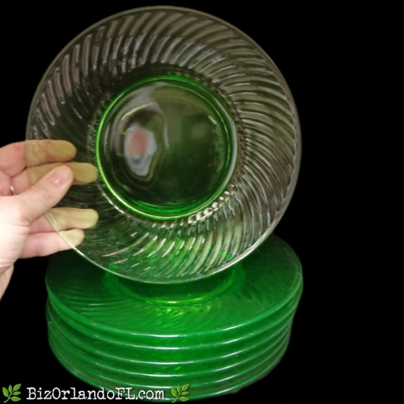 Anchor Hocking | Dining | Vintage 93s Anchor Hocking Spiral Green ...